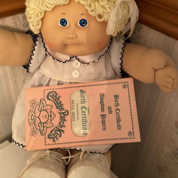 Other | Xavier Roberts Signed Cabbage Patch Doll | Poshmark